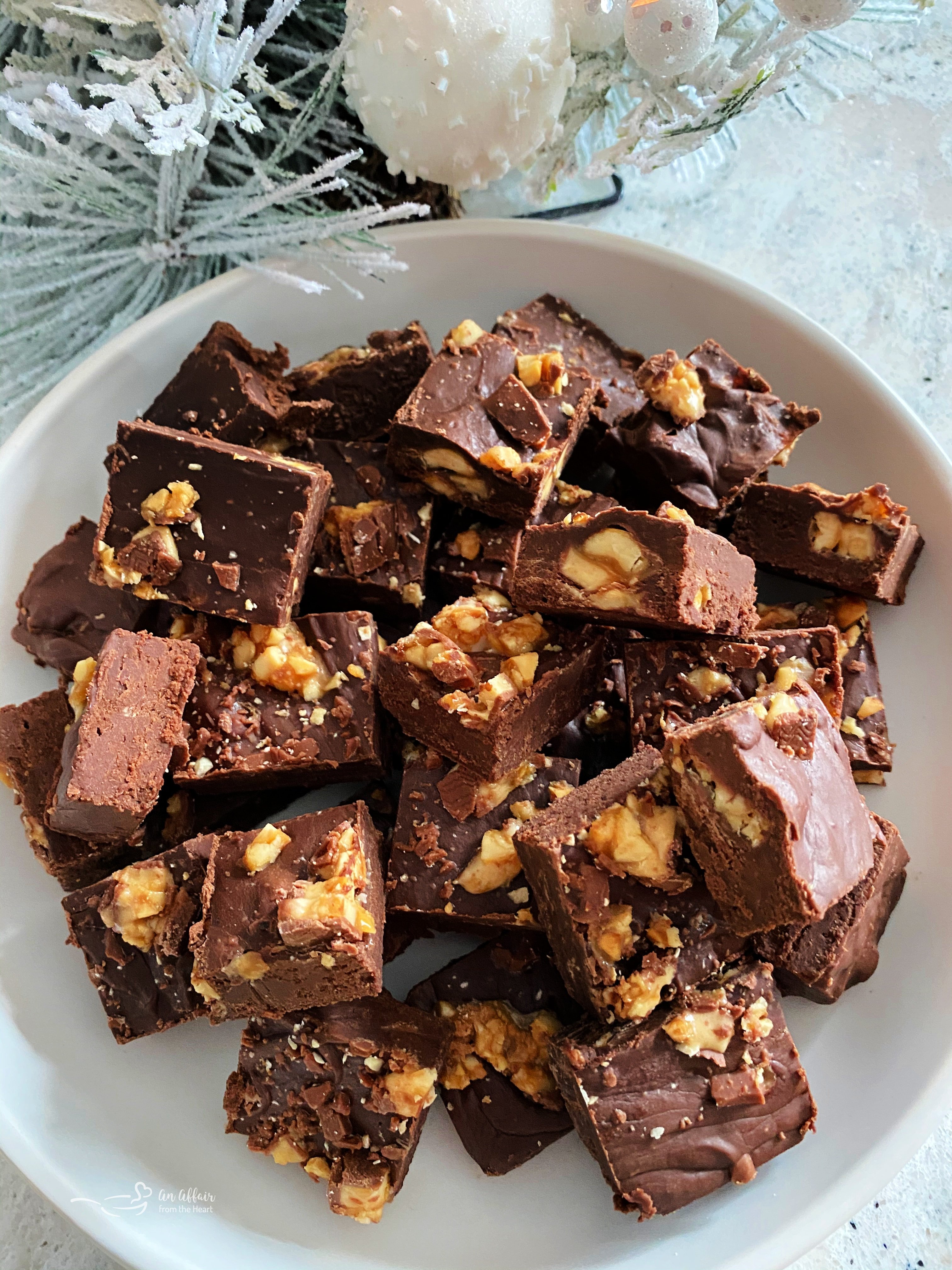 Candy Bar Fudge - An Affair from the Heart