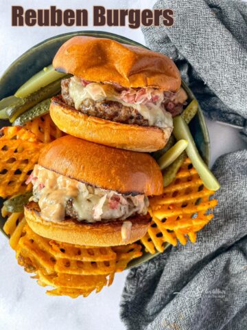 Reuben Cheese Ball - A Reuben Holiday Appeitizer