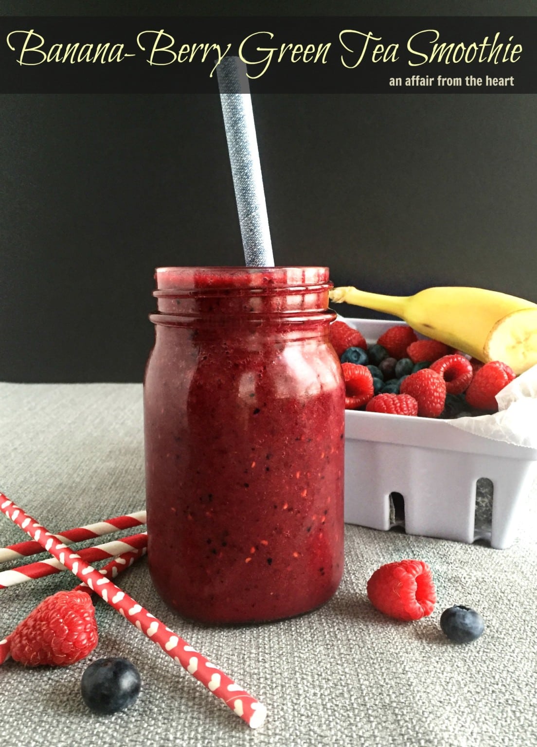 Banana-Berry Green Tea Smoothie