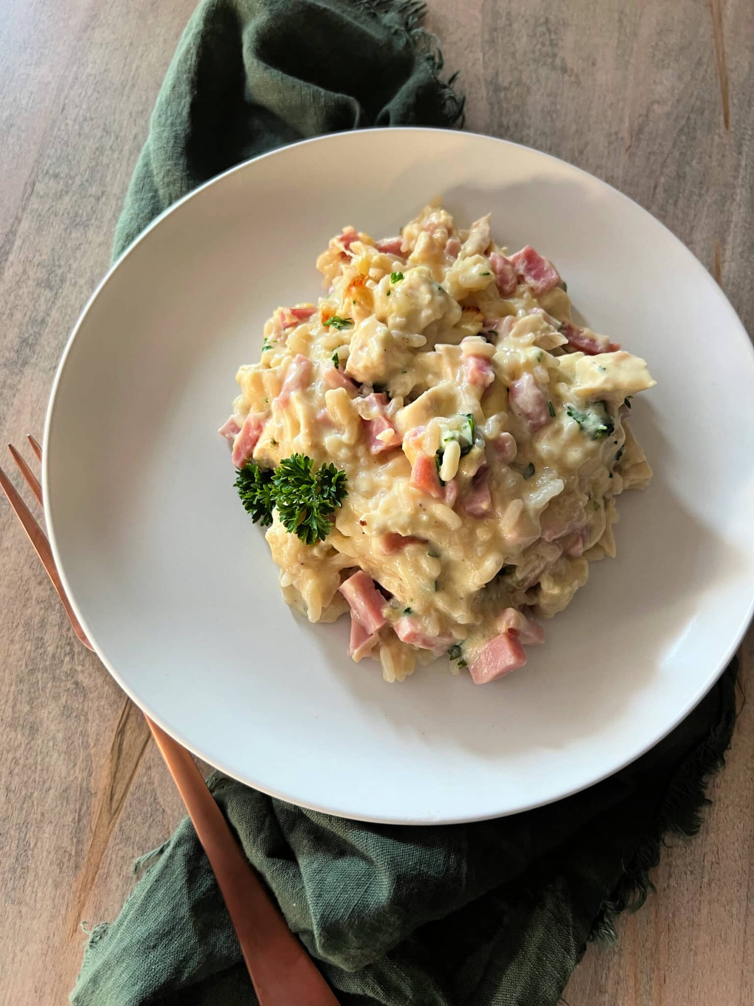 Easy Chicken Cordon Bleu Casserole with Rice