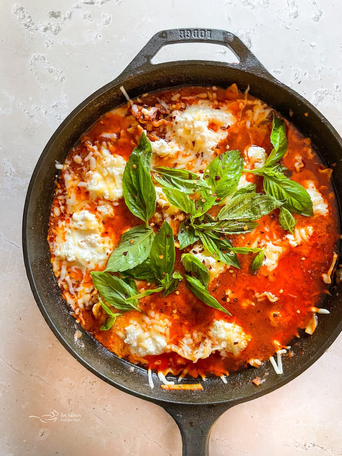 Easy Skillet Lasagna Recipe (One Pan/30 Minutes)