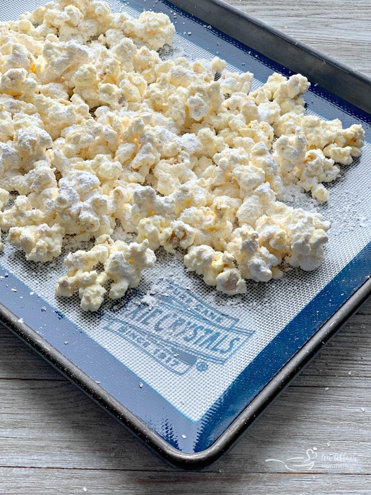 Winter Wonderland Snack Mix - A Sparkling Wintery White Snack Mix.