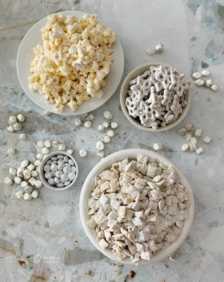 Winter Wonderland Snack Mix - A Sparkling Wintery White Snack Mix.