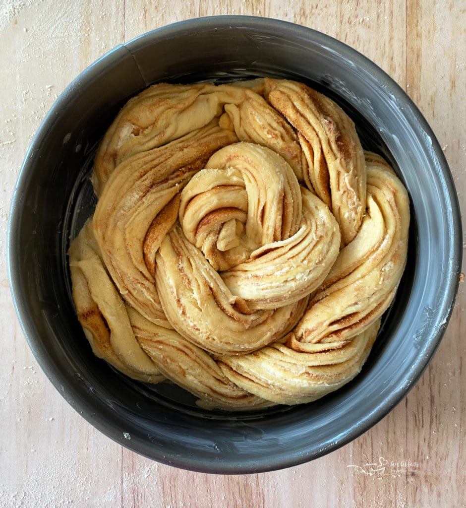 Russian Rose Bread - An Affair from the Heart