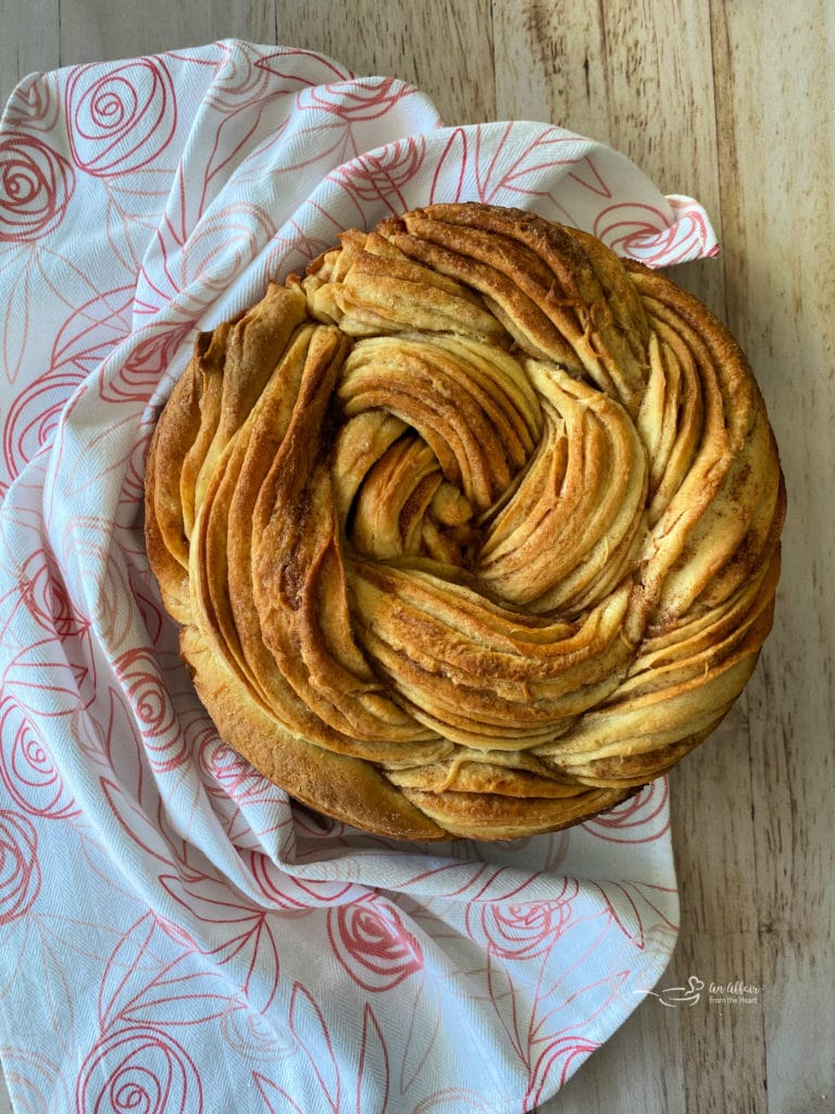 Russian Rose Bread - An Affair from the Heart
