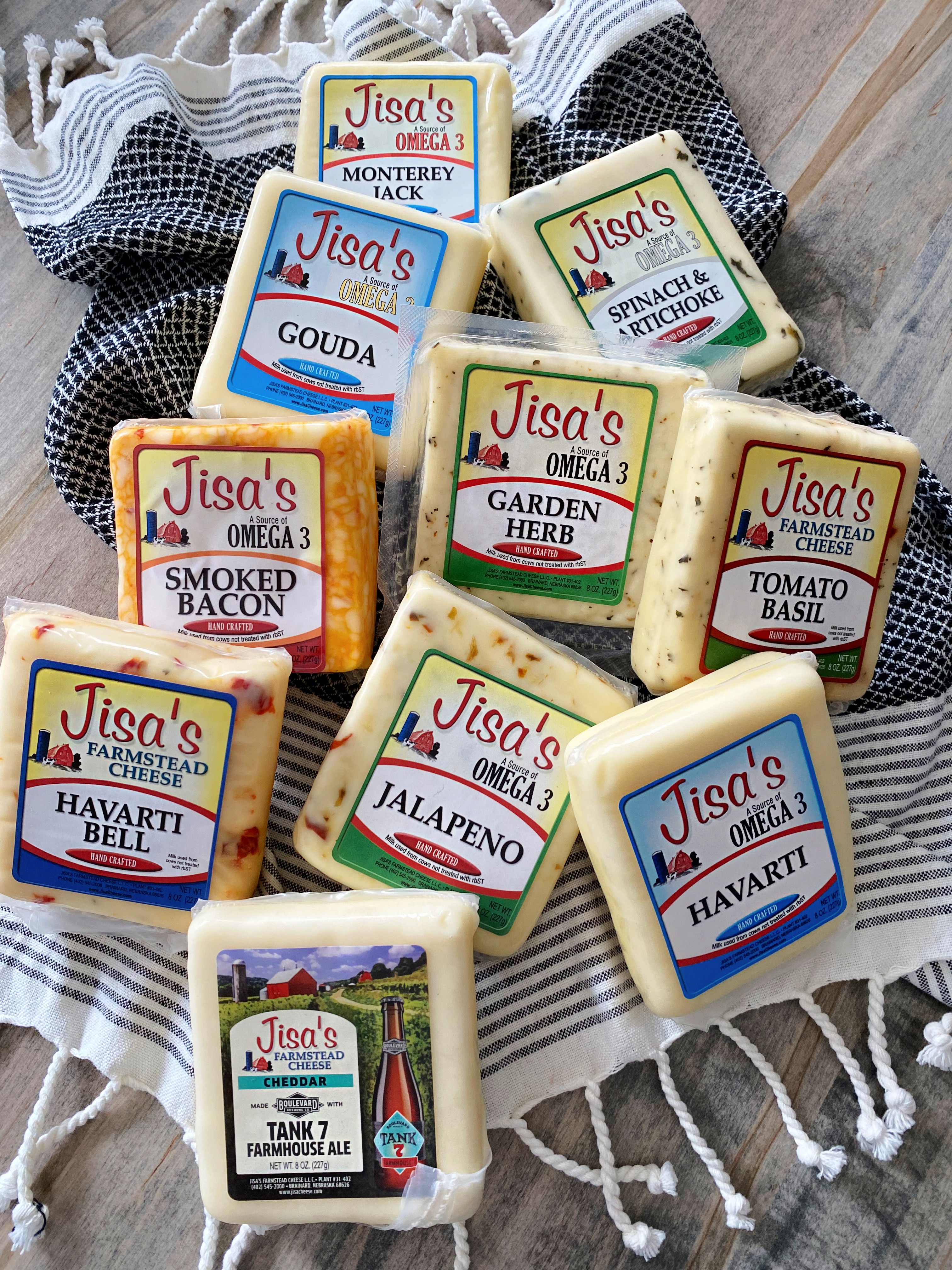 Italian Cheese Bombs | 5 ingredient Italian appetizers!