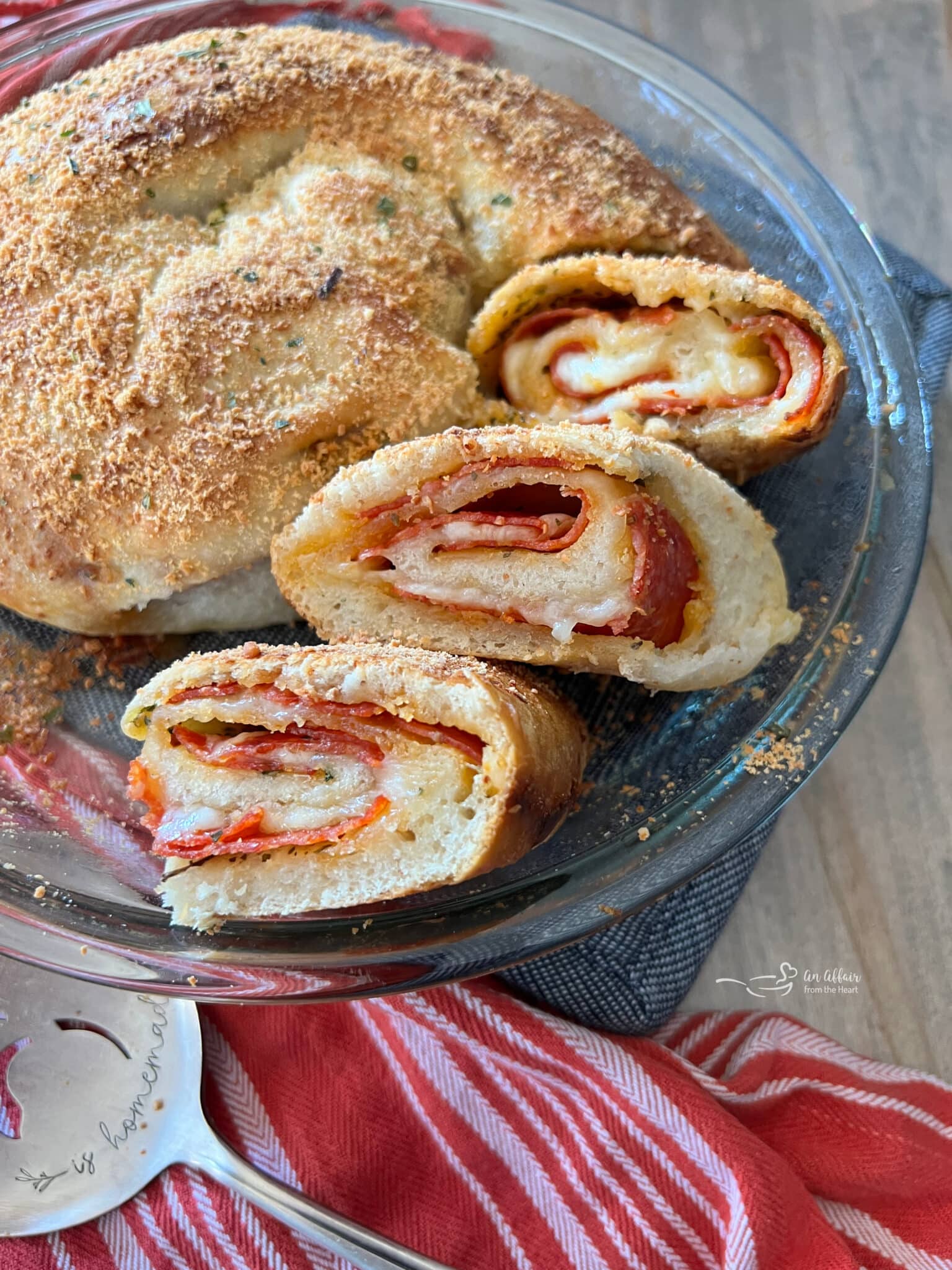 Delicious Pepperoni Pizza Bread